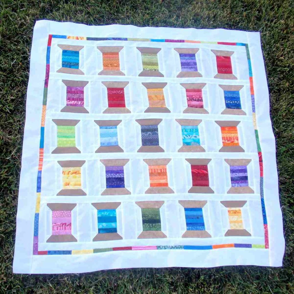 Top 11 Free Spool Quilt Patterns (+7 Bonus Patterns For Sale) - I Love ...