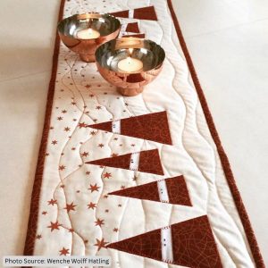 Top 10 Free Christmas Table Runner Quilt Patterns (+11 Bonus Patterns ...