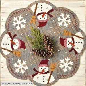 Top 10 Free Christmas Table Topper Quilt Patterns (+7 Bonus Patterns ...