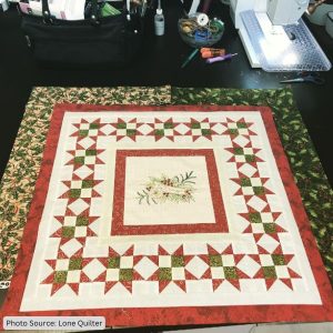 Top 10 Free Christmas Table Topper Quilt Patterns (+7 Bonus Patterns ...