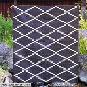 Top 7 Free Two Color Quilt Patterns (+8 Bonus Patterns For Sale) - I ...