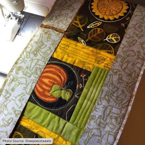 Top 10 Free Fall Table Runner Quilt Patterns (+10 Bonus Patterns For ...